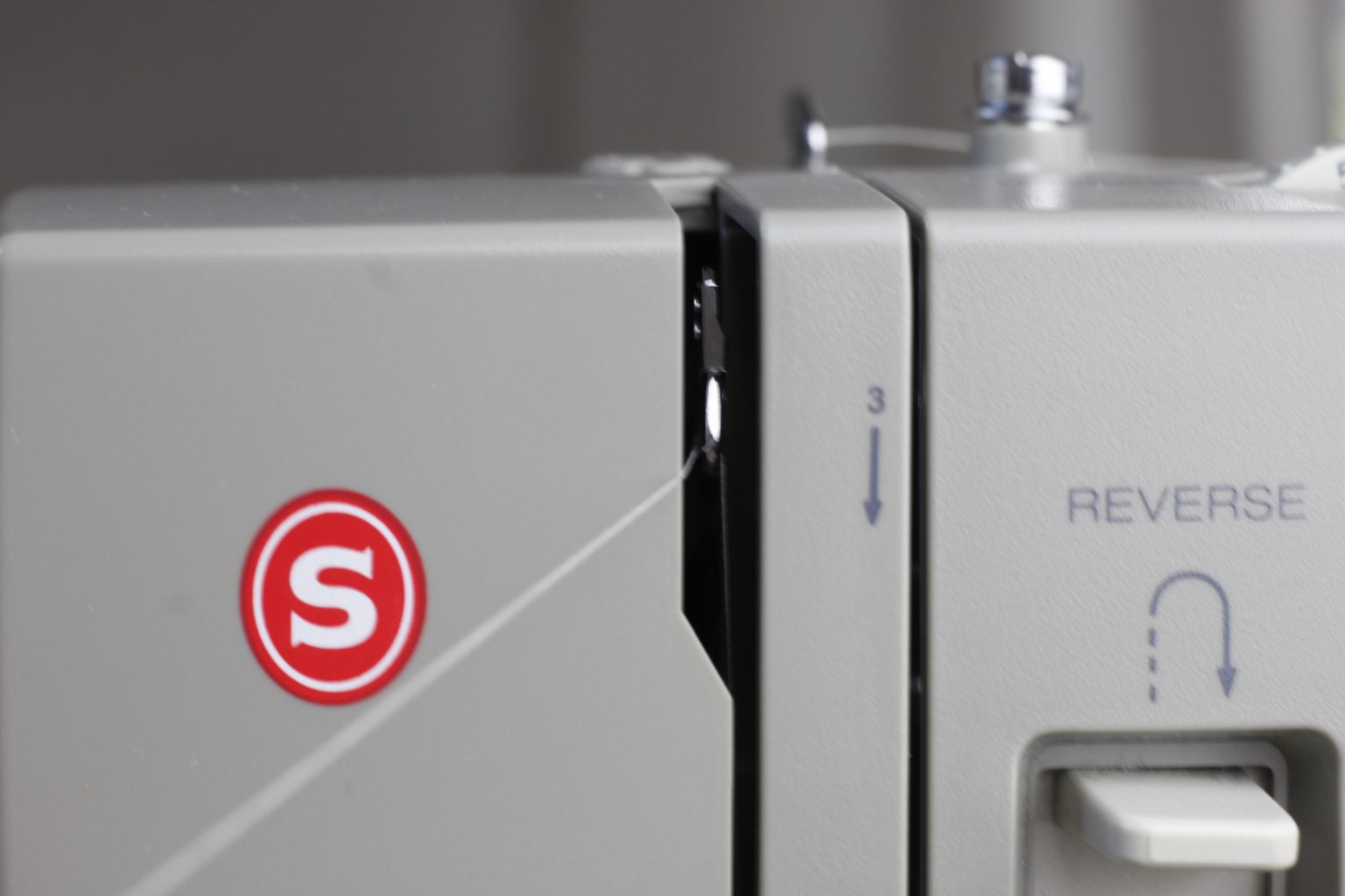 How To Thread A Sewing Machine - therosemarywreath