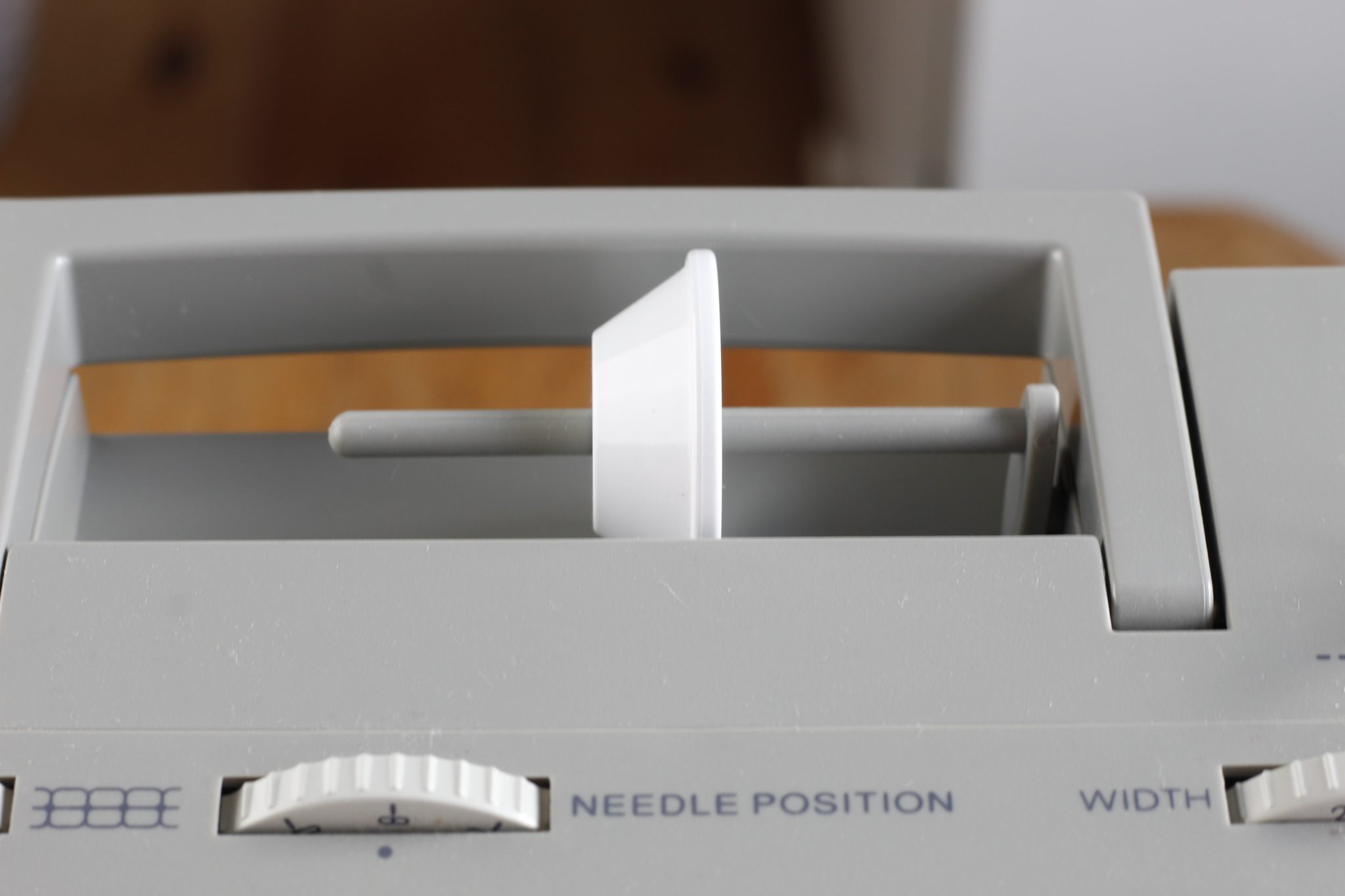 How To Thread A Sewing Machine - therosemarywreath