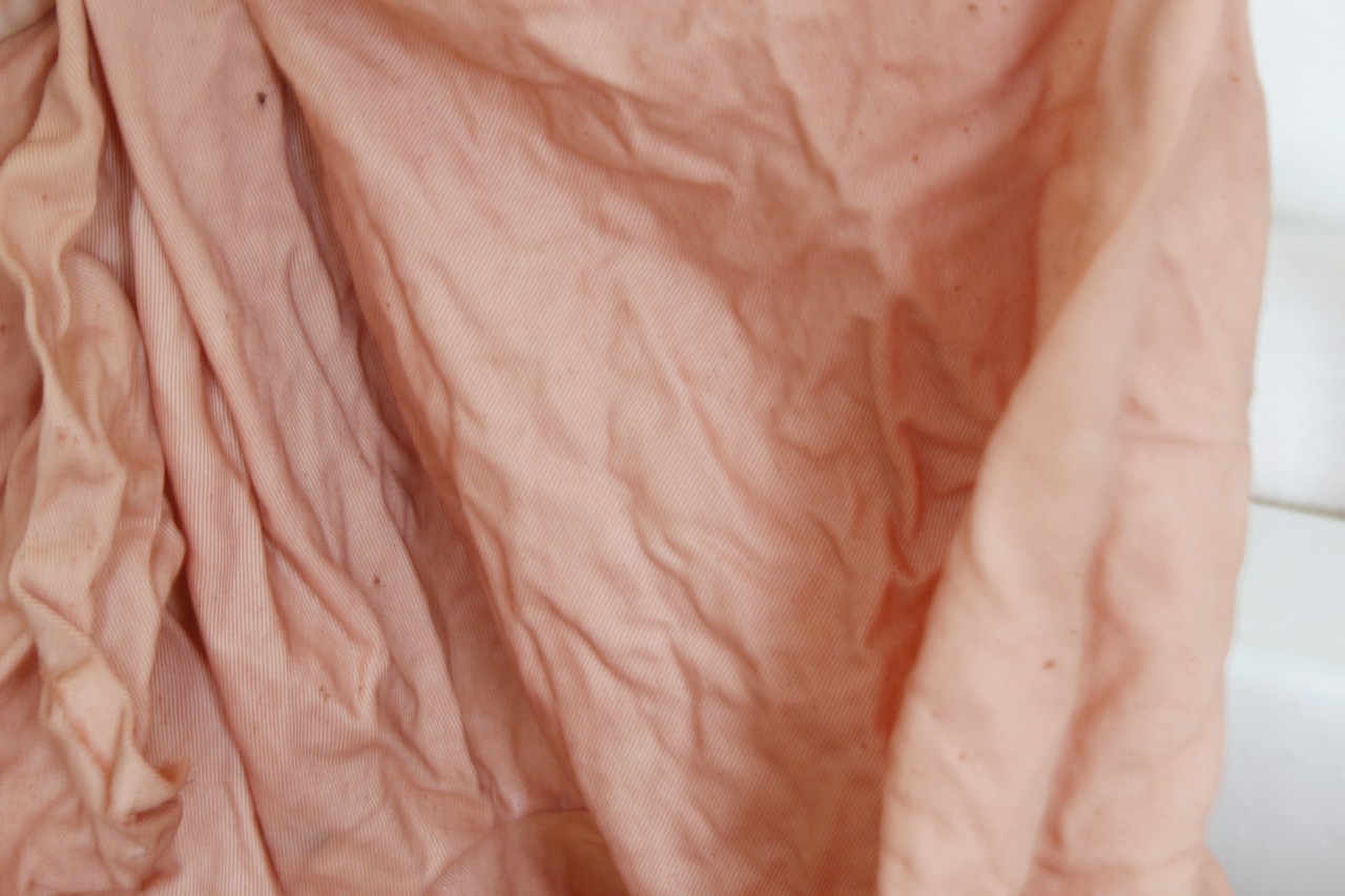 How To Make Enchanting Natural Pink Dye - therosemarywreath